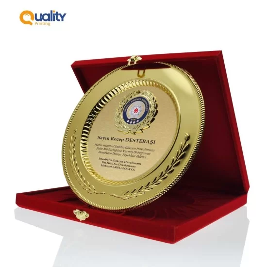 طباعة درع تكريم